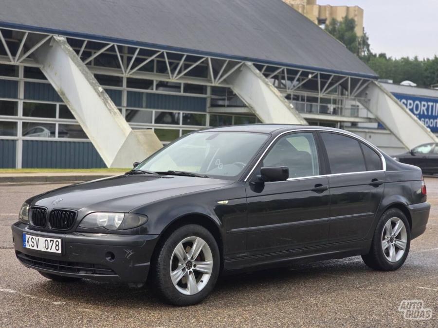Melns BMW 320 2003 Viļņa, ar dzinēja tilpumu 2.00 L un nobraukumu 330 tūkst. km par 1450 €, foto 4 vietnē AUTOMOTO.COM.LV