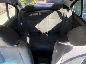Black BMW 320 2003 in Pasvalys, with an engine capacity of 2.00 L and mileage of 331 thousand km for 2250 €, photo 16 on AUTOMOTO.COM.LV
