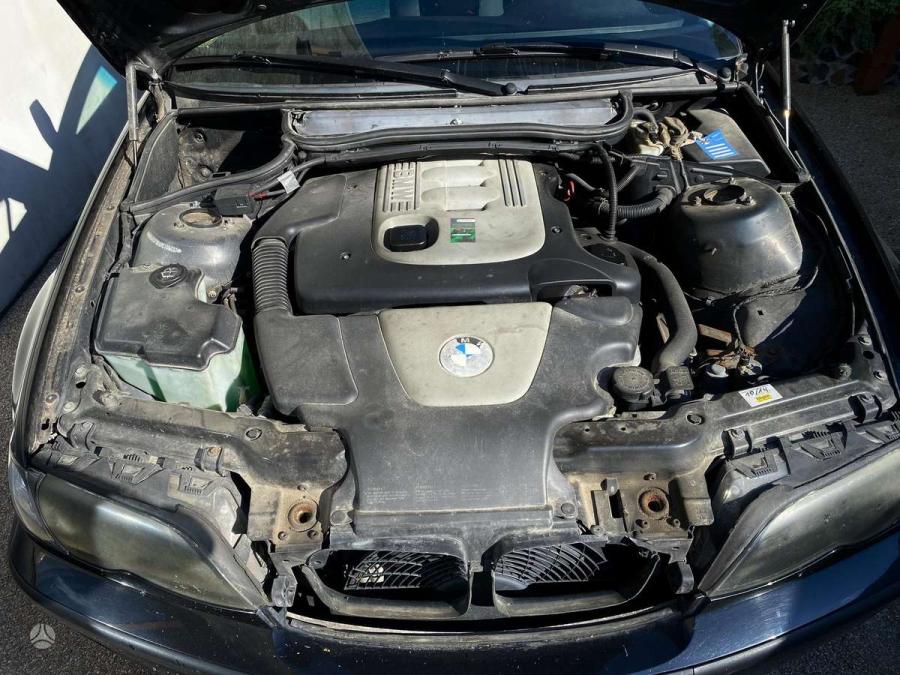 Black BMW 320 2003 in Pasvalys, with an engine capacity of 2.00 L and mileage of 331 thousand km for 2250 €, photo 22 on AUTOMOTO.COM.LV