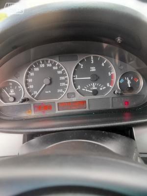 Melns BMW 320 2003 Panevēža, ar dzinēja tilpumu 2.00 L un nobraukumu 439 tūkst. km par 1600 €, foto 17 vietnē AUTOMOTO.COM.LV