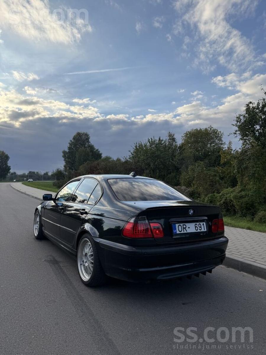 Melns BMW 320 2003 Rīga, ar dzinēja tilpumu 2.00 L un nobraukumu 312 tūkst. km par 3500 €, foto 3 vietnē AUTOMOTO.COM.LV