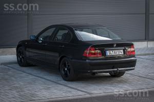 Black BMW 320 2004 in Valmiera, with an engine capacity of 2.00 L and mileage of 340 thousand km for 2600 €, photo 6 on AUTOMOTO.COM.LV