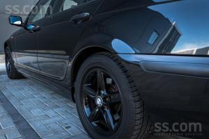 Black BMW 320 2004 in Valmiera, with an engine capacity of 2.00 L and mileage of 340 thousand km for 2600 €, photo 8 on AUTOMOTO.COM.LV