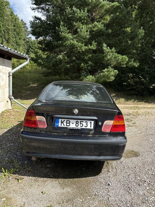Melns BMW 320 2004 Tukums, ar dzinēja tilpumu 2.00 L un nobraukumu 376 tūkst. km par 1000 €, foto 3 vietnē AUTOMOTO.COM.LV