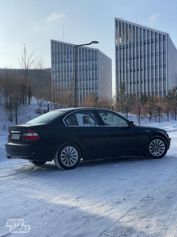 Melns BMW 320 2004 Viļņa, ar dzinēja tilpumu 2.20 L un nobraukumu 251 tūkst. km par 2300 €, foto 5 vietnē AUTOMOTO.COM.LV