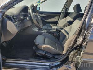 Black BMW 320 2004 in Ogre, with an engine capacity of 2.00 L and mileage of 247 thousand km for 3300 €, photo 9 on AUTOMOTO.COM.LV