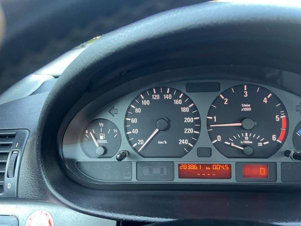 Black BMW 320 2004 in Marijampole, with an engine capacity of 2.00 L and mileage of 280 thousand km for 2450 €, photo 10 on AUTOMOTO.COM.LV