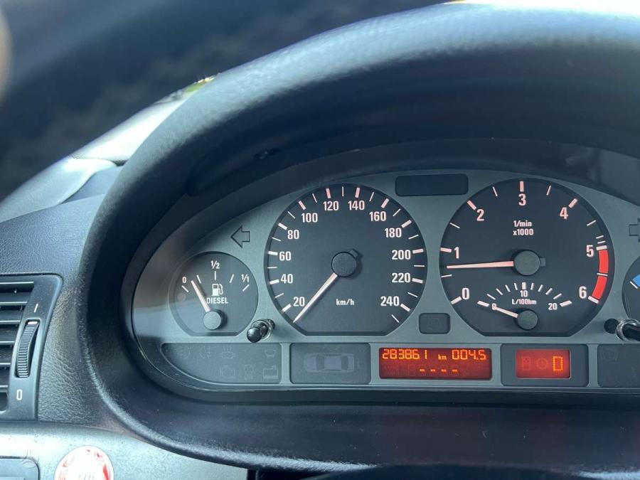 Melns BMW 320 2004 Marijampole, ar dzinēja tilpumu 2.00 L un nobraukumu 280 tūkst. km par 2450 €, foto 11 vietnē AUTOMOTO.COM.LV