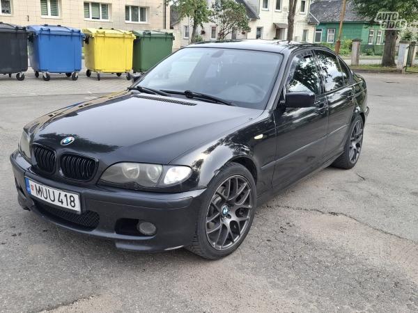 Black BMW 320 2004 in Pakruojis, with an engine capacity of 2.00 L and mileage of 315 thousand km for 1800 €, photo 1 on AUTOMOTO.COM.LV