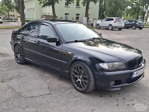 Black BMW 320 2004 in Pakruojis, with an engine capacity of 2.00 L and mileage of 315 thousand km for 1800 €, photo 3 on AUTOMOTO.COM.LV