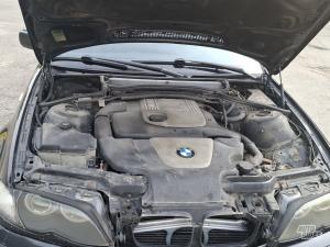 Black BMW 320 2004 in Pakruojis, with an engine capacity of 2.00 L and mileage of 315 thousand km for 1800 €, photo 13 on AUTOMOTO.COM.LV
