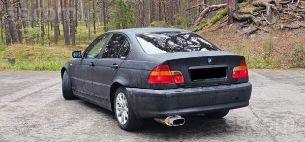 Melns BMW 320 2004 Jūrmala, ar dzinēja tilpumu 2.00 L un nobraukumu 385 tūkst. km par 1300 €, foto 3 vietnē AUTOMOTO.COM.LV