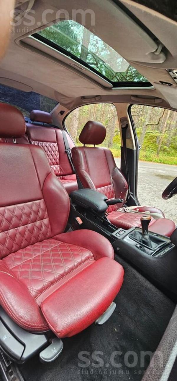 Melns BMW 320 2004 Jūrmala, ar dzinēja tilpumu 2.00 L un nobraukumu 385 tūkst. km par 1300 €, foto 6 vietnē AUTOMOTO.COM.LV