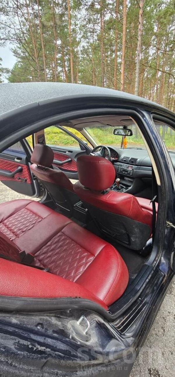Melns BMW 320 2004 Jūrmala, ar dzinēja tilpumu 2.00 L un nobraukumu 385 tūkst. km par 1300 €, foto 7 vietnē AUTOMOTO.COM.LV