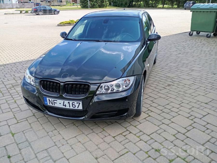 Melns BMW 320 2005 Rīga, ar dzinēja tilpumu 2.00 L un nobraukumu 230 tūkst. km par 2500 €, foto 4 vietnē AUTOMOTO.COM.LV