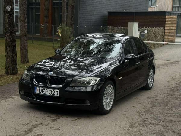 Black BMW 320 2005 in Vilnius, with an engine capacity of 2.00 L and mileage of 223 thousand km for 3200 €, photo 1 on AUTOMOTO.COM.LV