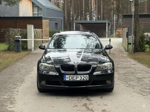 Black BMW 320 2005 in Vilnius, with an engine capacity of 2.00 L and mileage of 223 thousand km for 3200 €, photo 2 on AUTOMOTO.COM.LV