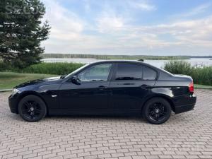 Melns BMW 320 2005 Rīga, ar dzinēja tilpumu 2.00 L un nobraukumu 211 tūkst. km par 3690 €, foto  vietnē AUTOMOTO.COM.LV