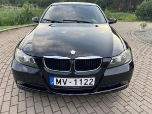 Melns BMW 320 2005 Rīga, ar dzinēja tilpumu 2.00 L un nobraukumu 211 tūkst. km par 3690 €, foto 4 vietnē AUTOMOTO.COM.LV