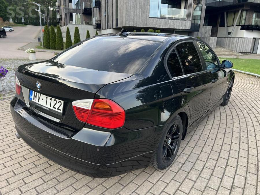 Melns BMW 320 2005 Rīga, ar dzinēja tilpumu 2.00 L un nobraukumu 211 tūkst. km par 3690 €, foto 8 vietnē AUTOMOTO.COM.LV