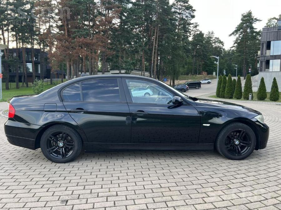 Melns BMW 320 2005 Rīga, ar dzinēja tilpumu 2.00 L un nobraukumu 211 tūkst. km par 3690 €, foto 9 vietnē AUTOMOTO.COM.LV