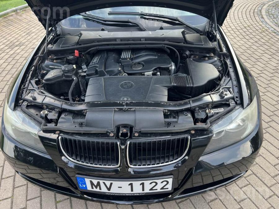 Melns BMW 320 2005 Rīga, ar dzinēja tilpumu 2.00 L un nobraukumu 211 tūkst. km par 3690 €, foto 14 vietnē AUTOMOTO.COM.LV