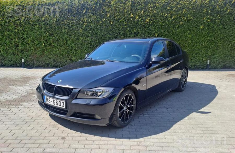 Black BMW 320 2005 in Riga, with an engine capacity of 2.00 L and mileage of 315 thousand km for 3500 €, photo 1 on AUTOMOTO.COM.LV