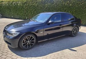 Black BMW 320 2005 in Riga, with an engine capacity of 2.00 L and mileage of 315 thousand km for 3500 €, photo 4 on AUTOMOTO.COM.LV