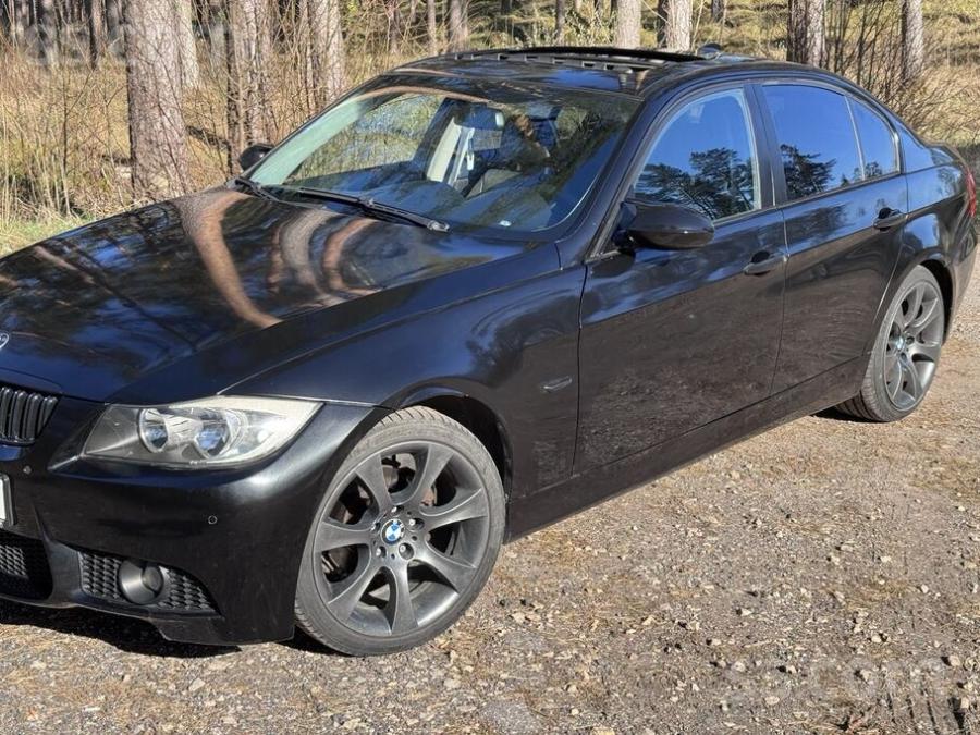 Melns BMW 320 2005 Rīga, ar dzinēja tilpumu 2.00 L un nobraukumu 308 tūkst. km par 4100 €, foto 1 vietnē AUTOMOTO.COM.LV