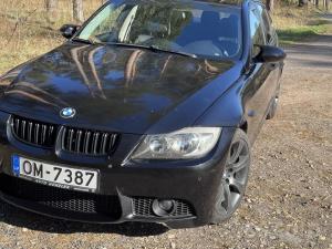 Melns BMW 320 2005 Rīga, ar dzinēja tilpumu 2.00 L un nobraukumu 308 tūkst. km par 4100 €, foto 4 vietnē AUTOMOTO.COM.LV