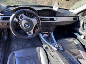 Melns BMW 320 2005 Rīga, ar dzinēja tilpumu 2.00 L un nobraukumu 308 tūkst. km par 4100 €, foto 12 vietnē AUTOMOTO.COM.LV