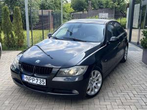 Melns BMW 320 2005 Kauņa, ar dzinēja tilpumu 2.00 L un nobraukumu 341 tūkst. km par 2500 €, foto 3 vietnē AUTOMOTO.COM.LV