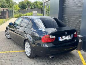Melns BMW 320 2005 Kauņa, ar dzinēja tilpumu 2.00 L un nobraukumu 341 tūkst. km par 2500 €, foto 8 vietnē AUTOMOTO.COM.LV