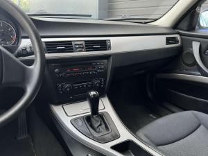 Melns BMW 320 2005 Kauņa, ar dzinēja tilpumu 2.00 L un nobraukumu 341 tūkst. km par 2500 €, foto 16 vietnē AUTOMOTO.COM.LV