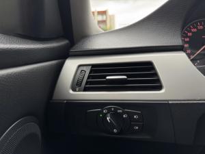 Melns BMW 320 2005 Rīga, ar dzinēja tilpumu 2.00 L un nobraukumu 379 tūkst. km par 3990 €, foto 21 vietnē AUTOMOTO.COM.LV