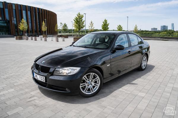 Black BMW 320 2005 in Kaunas, with an engine capacity of 2.00 L and mileage of 349 thousand km for 4250 €, photo 5 on AUTOMOTO.COM.LV