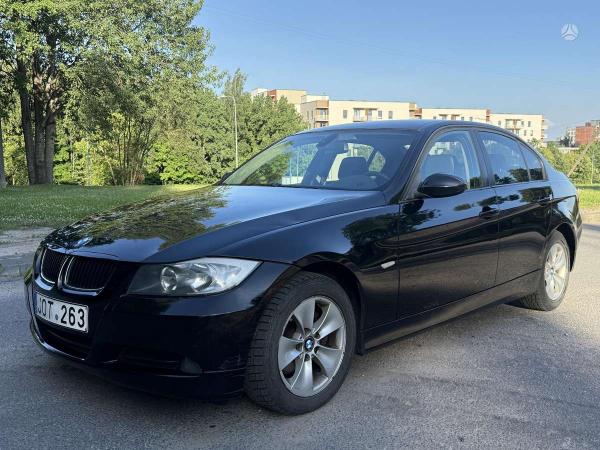 Черный БМВ 320 2005 в Вильнюс, объемом двигателя 2.00 л и пробегом 360 тыс. км за 2399 €, фото 3 на AUTOMOTO.COM.LV