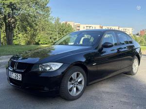 Black BMW 320 2005 in Vilnius, with an engine capacity of 2.00 L and mileage of 360 thousand km for 2399 €, photo 4 on AUTOMOTO.COM.LV