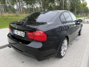 Melns BMW 320 2005 Viļņa, ar dzinēja tilpumu 2.00 L un nobraukumu 420 tūkst. km par 3999 €, foto 4 vietnē AUTOMOTO.COM.LV