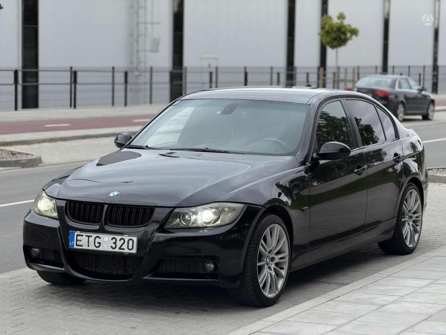 Melns BMW 320 2005 Viļņa, ar dzinēja tilpumu 2.00 L un nobraukumu 420 tūkst. km par 3999 €, foto 14 vietnē AUTOMOTO.COM.LV
