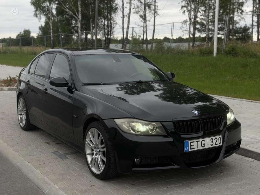 Melns BMW 320 2005 Viļņa, ar dzinēja tilpumu 2.00 L un nobraukumu 420 tūkst. km par 3999 €, foto 19 vietnē AUTOMOTO.COM.LV