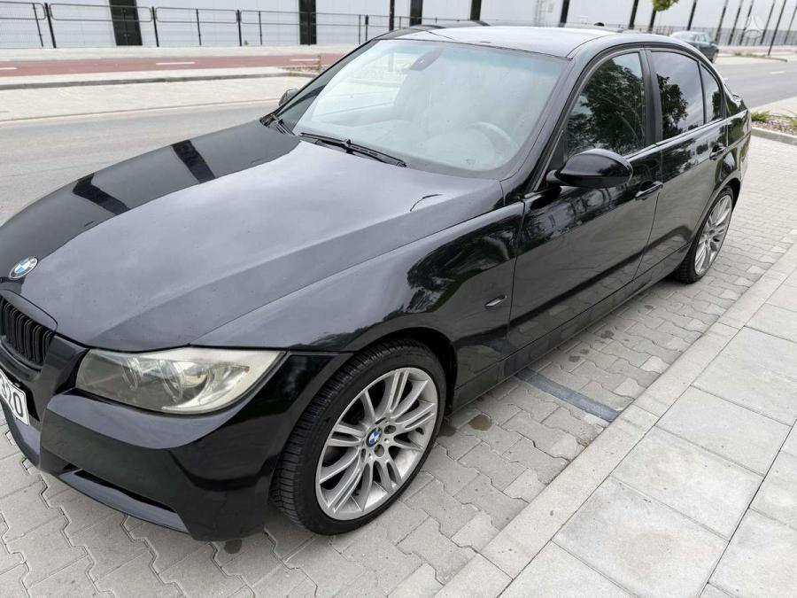 Melns BMW 320 2005 Viļņa, ar dzinēja tilpumu 2.00 L un nobraukumu 420 tūkst. km par 3999 €, foto 21 vietnē AUTOMOTO.COM.LV