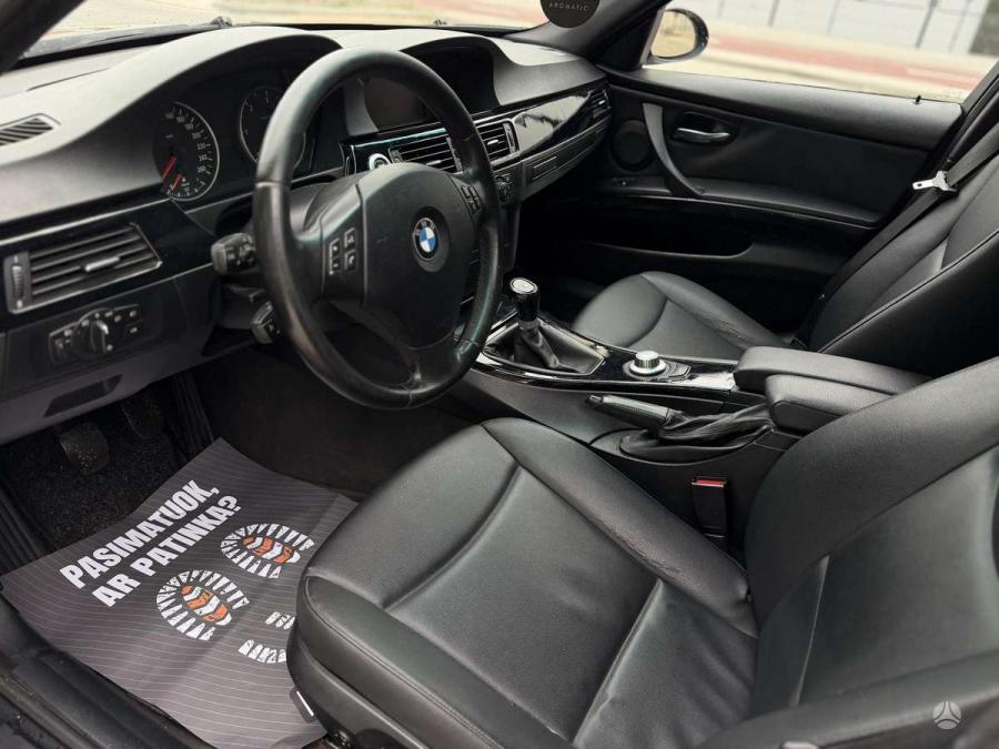 Melns BMW 320 2005 Viļņa, ar dzinēja tilpumu 2.00 L un nobraukumu 420 tūkst. km par 3999 €, foto 27 vietnē AUTOMOTO.COM.LV