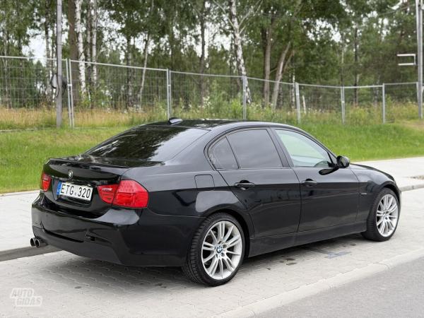 Black BMW 320 2005 in Vilnius, with an engine capacity of 2.00 L and mileage of 420 thousand km for 3850 €, photo 2 on AUTOMOTO.COM.LV