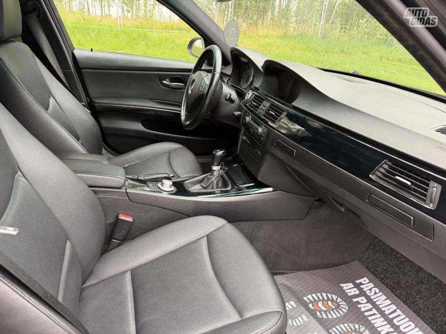 Melns BMW 320 2005 Viļņa, ar dzinēja tilpumu 2.00 L un nobraukumu 420 tūkst. km par 3650 €, foto 31 vietnē AUTOMOTO.COM.LV
