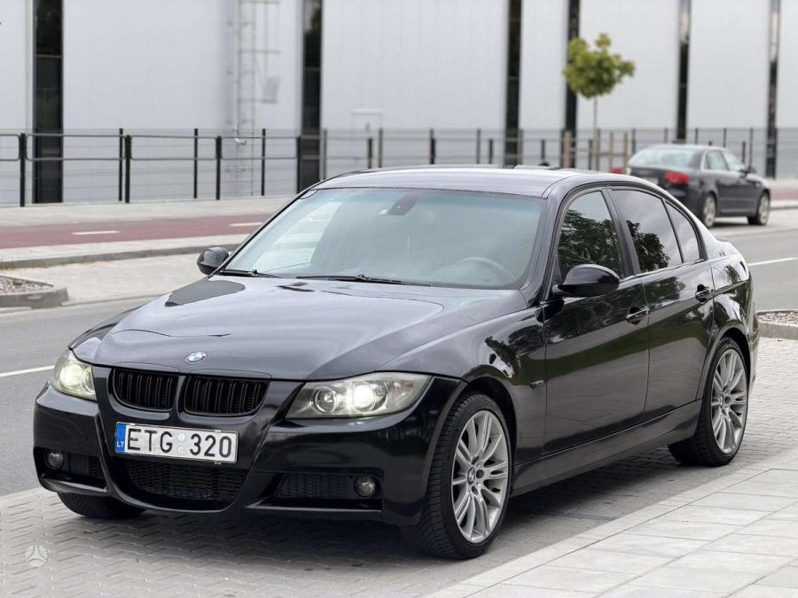 Melns BMW 320 2005 Viļņa, ar dzinēja tilpumu 2.00 L un nobraukumu 420 tūkst. km par 3450 €, foto 1 vietnē AUTOMOTO.COM.LV