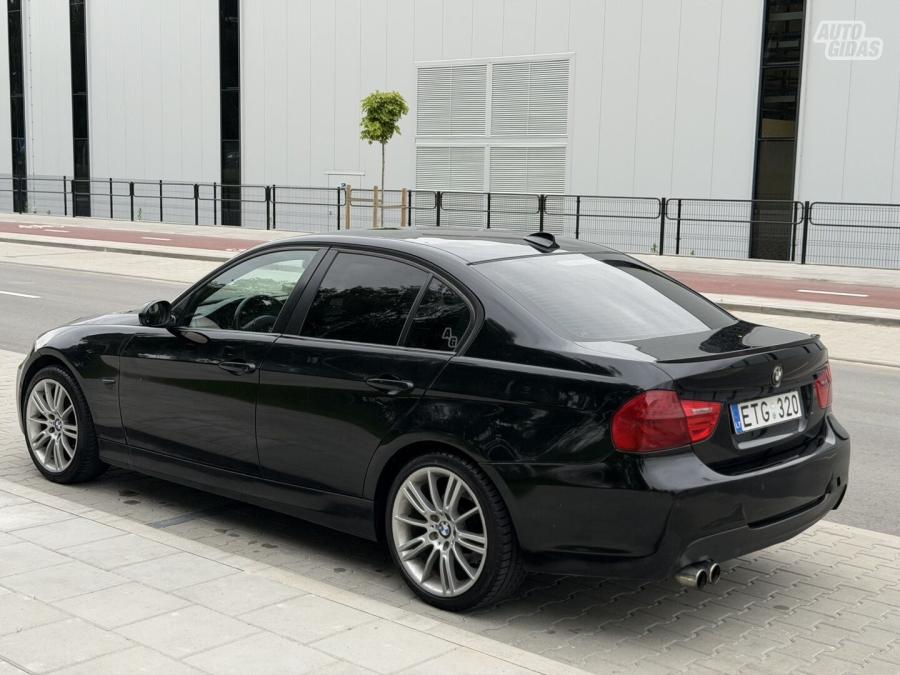 Melns BMW 320 2005 Viļņa, ar dzinēja tilpumu 2.00 L un nobraukumu 420 tūkst. km par 3350 €, foto 7 vietnē AUTOMOTO.COM.LV