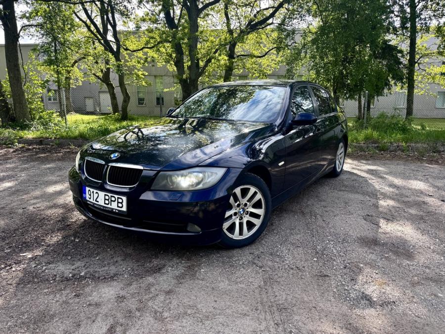 Melns BMW 320 2005 Tallina, ar dzinēja tilpumu 2.00 L un nobraukumu 213 tūkst. km par 4250 €, foto 16 vietnē AUTOMOTO.COM.LV