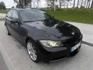 Black BMW 320 2005 in Vilnius, with an engine capacity of 2.00 L and mileage of 400 thousand km for 3299 €, photo 12 on AUTOMOTO.COM.LV