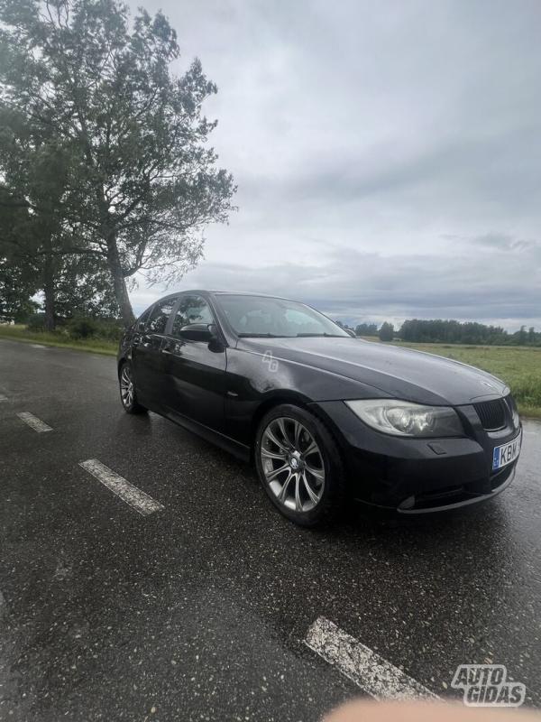 Melns BMW 320 2005 Utena, ar dzinēja tilpumu 2.00 L un nobraukumu 260 tūkst. km par 4500 €, foto 4 vietnē AUTOMOTO.COM.LV